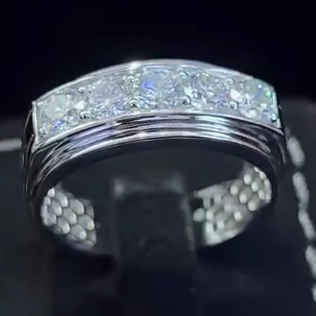 1.53Ctw Gentleman Gem Band